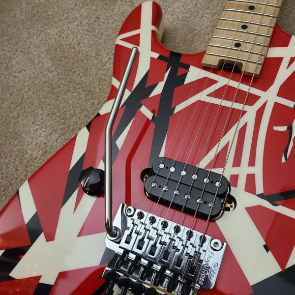 EVH Striped series left handed – Striped – Guitar Crate
